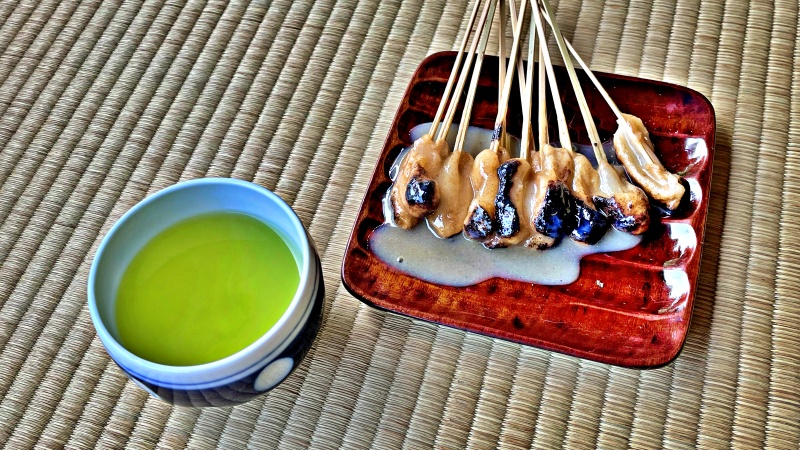 Kyoto｜The history of Imamiya Shrine’s specialty “Aburi Mochi” and the ...
